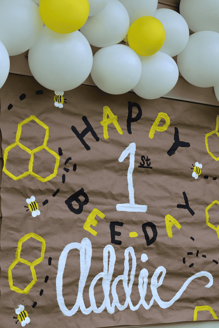 Ideas and Decorations for a Bumble Bee-Themed Birthday Party ...