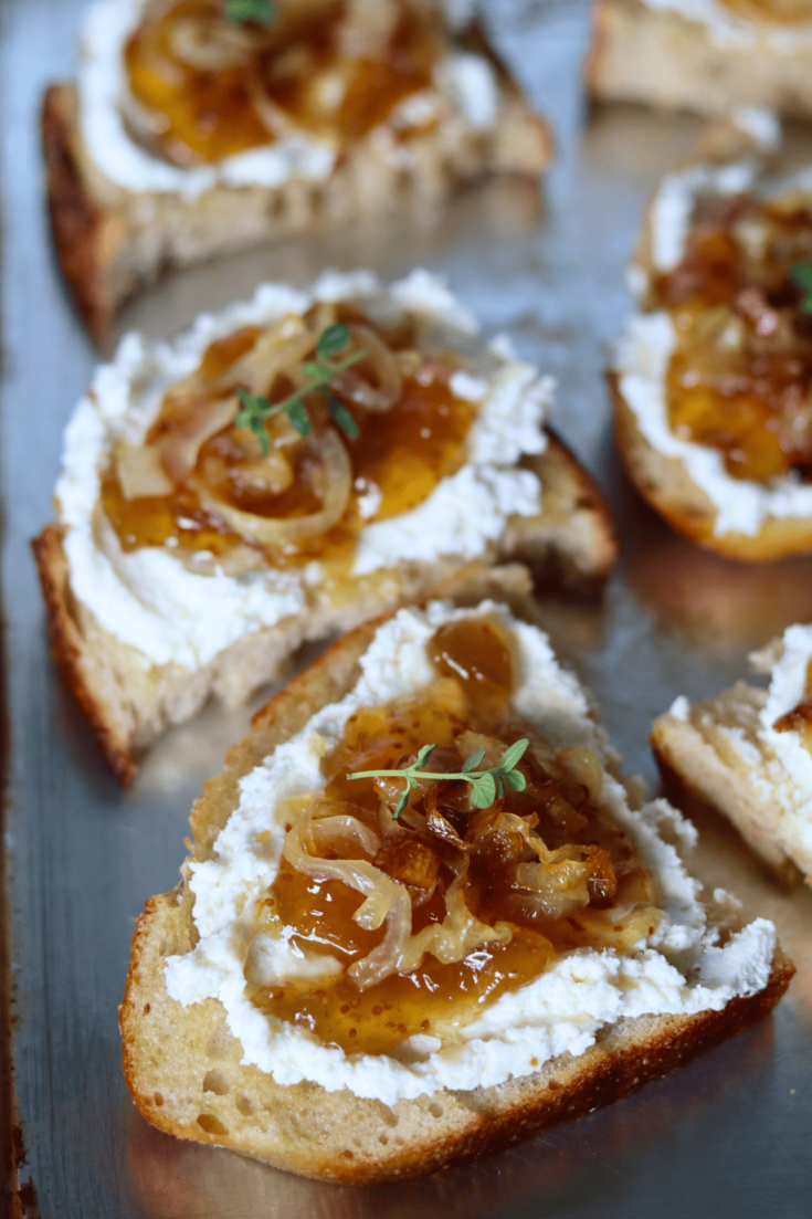 Cranberry Brie Sourdough Wreath Recipe (Easy Appetizer) - Simplicity ...